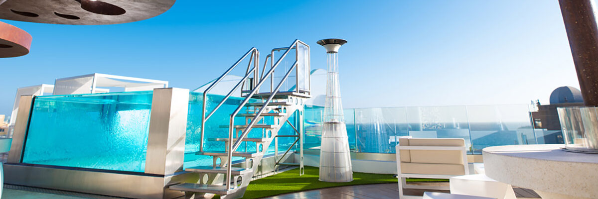 Underwater pool windows for your residential swimming pool.